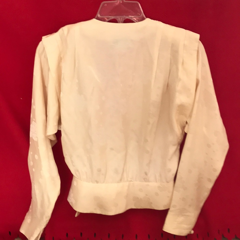 100%Silk Cream Color Top - Gem